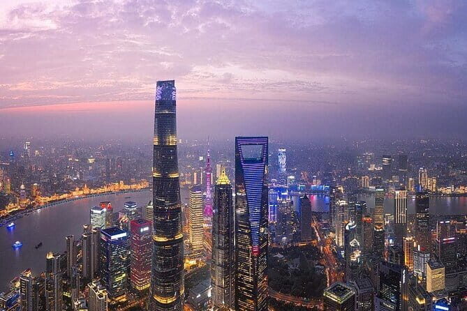 4-Hour Shanghai Amazing Private City Tour in Your Way - The Bund: Iconic Shanghai Skyline