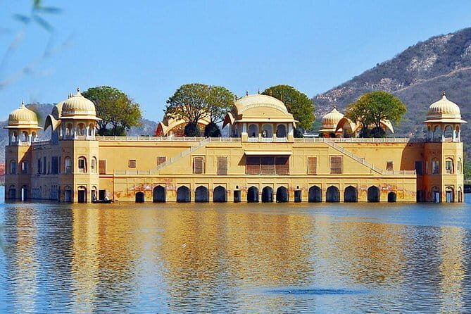 4 Night & 5 Days Golden Triangle Private Tour from Jaipur-Agra-Delhi-Jaipur - Day Three: The Political Heart—Delhi