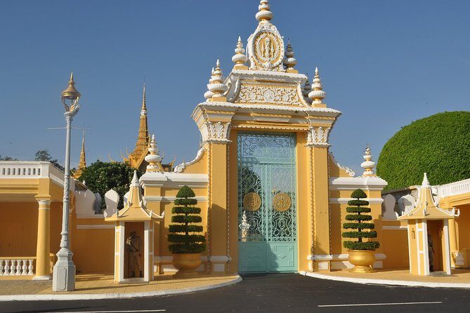5 Days Private Guide Tour Phnom Penh to Siem Reap included domestic flight - FAQ