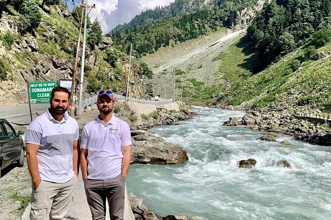 6 Days Private Guided Tour from Kashmir to Delhi - FAQ