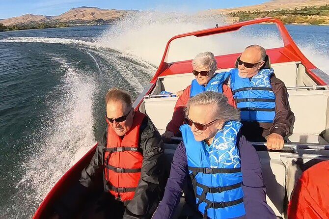 6 Mile Adventure Boat Ride - The Scenic Highlights and Stops