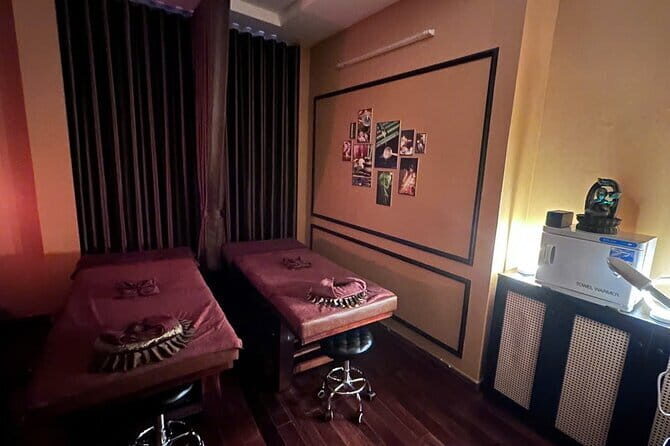 60 minutes Body Massage with Ginger Oil - Why We Love the Ginger Oil Massage Experience