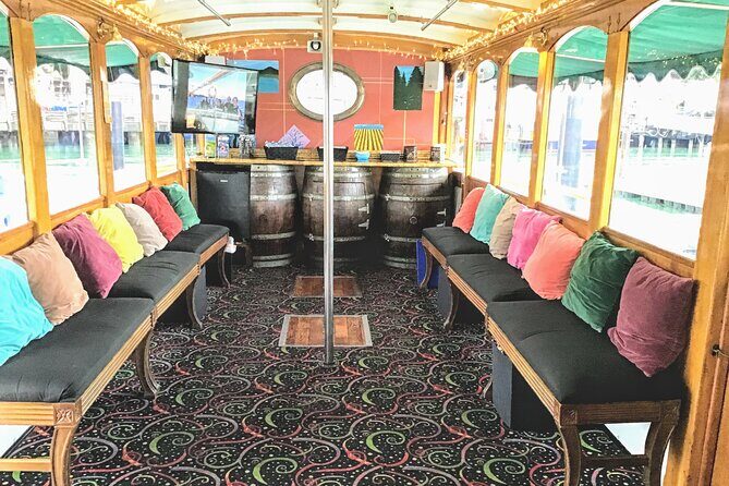 90 Minute Daytime Tour Aboard Wine Therapy - Detailed Breakdown of the Itinerary
