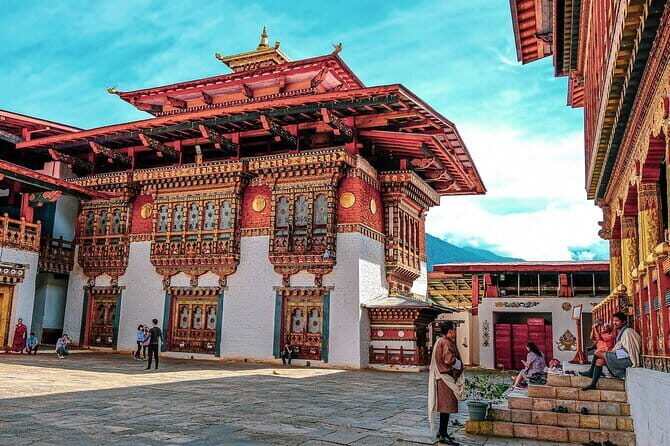 A 7-Day Journey Through the Land of Happiness - Who Would Love This Tour?