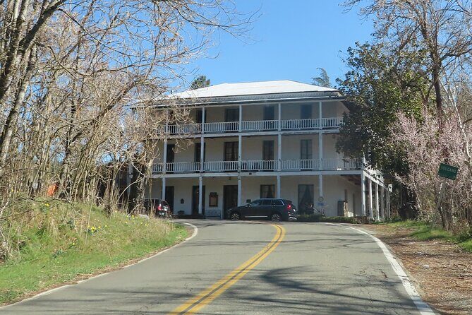 A Highway 49 Drive: A Self-Guided Audio Tour from Jackson to Angels Camp - The Scenic and Historic Stops