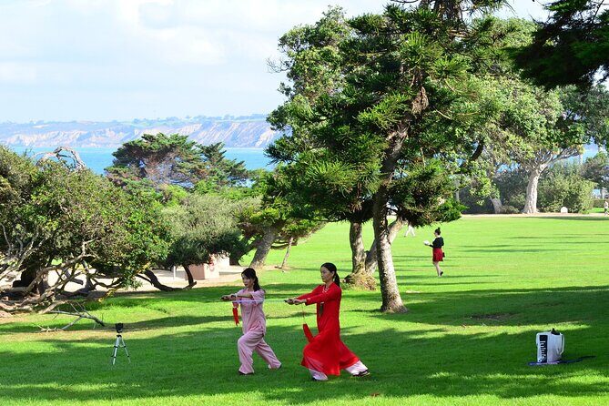A Seaside Stroll: La Jolla's Hidden Treasures Self-Guided Tour - Discovering Local Culture and Art