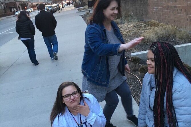 Adventurous Scavenger Hunt in Lincoln by 3Quest Challenge - What Are the Highlights?