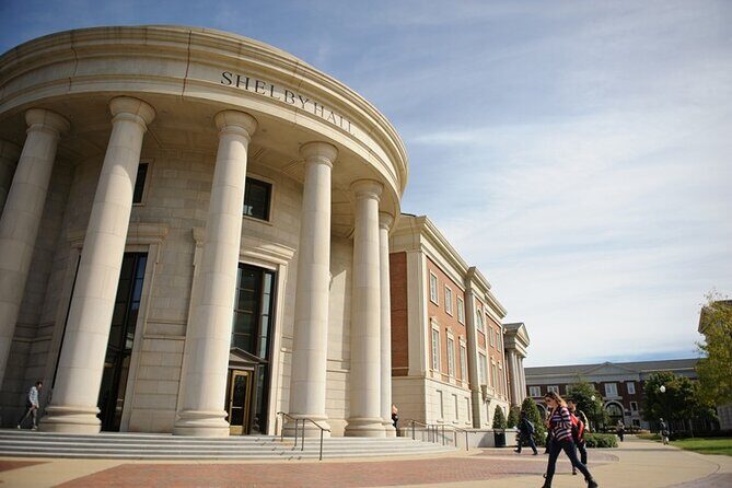Adventurous Walking Tour of University of Alabama - The Campus and Its Hidden Charms