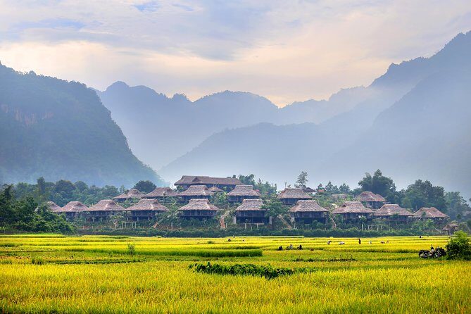 Afternoon Limousine Transfer Mai Chau to Hanoi 5 hours from Mai Chau - Analyzing the Value
