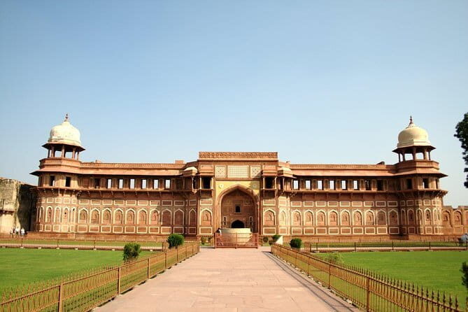Agra Sightseeing Tour with Fatehpur Sikri - Exploring Agra Fort