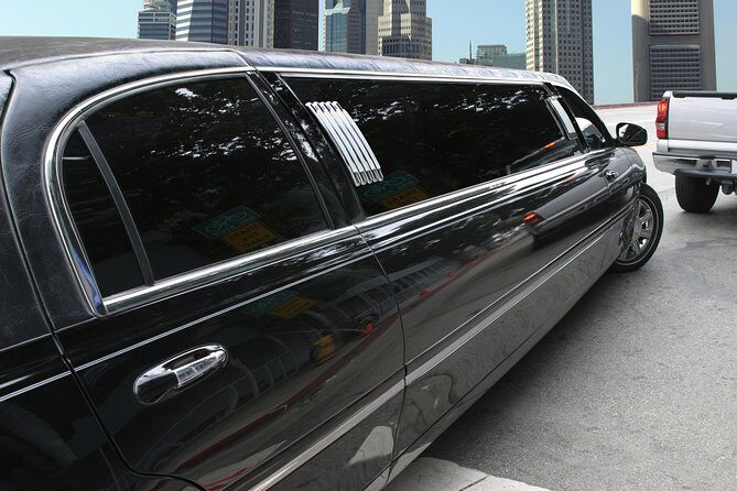 Airport Luxe departure ride from NY Hotels by Stretch Limousine,Sedan or Minibus - What This Transfer Service Offers