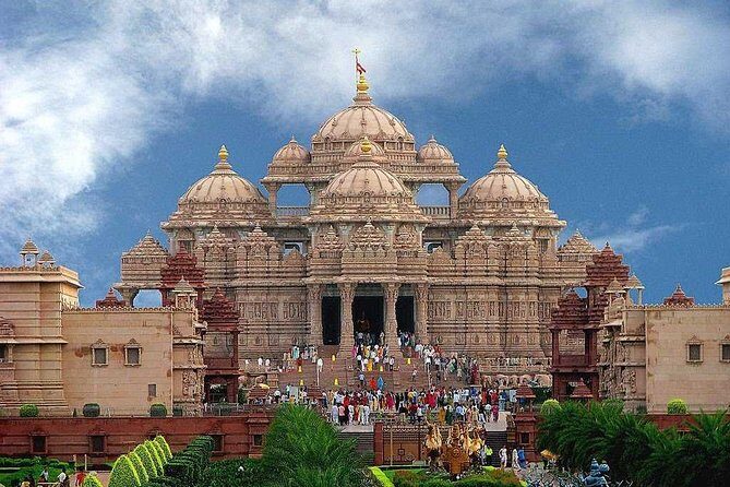 Akshardham Temple Tour Delhi, World's largest Hindu temple visit! - The Itinerary: What to Expect
