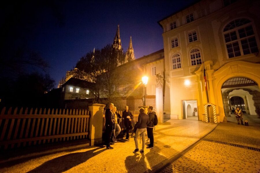 Alchemy and Mysteries of Prague Castle Walking Tour - The Itinerary in Detail: What You Can Expect