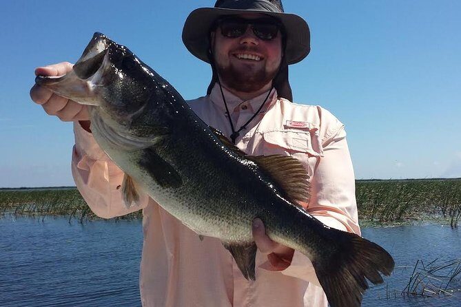 All Day Lake Okeechobee Fishing Trip near Palm Beach - Experience the Best of Lake Okeechobee Fishing