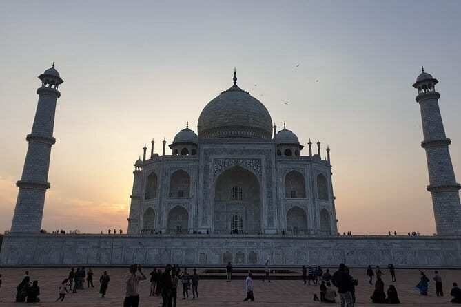 All Inclusive Taj Mahal tour by Gatiman train from Delhi - What’s Included and What’s Not