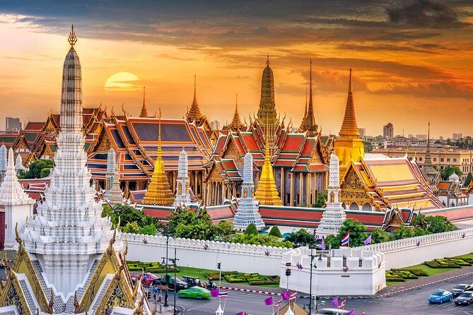 Amazing Bangkok Tour with Grand Palace, Emerald Buddha & Wat Arun - Authentic Experience and Authenticity
