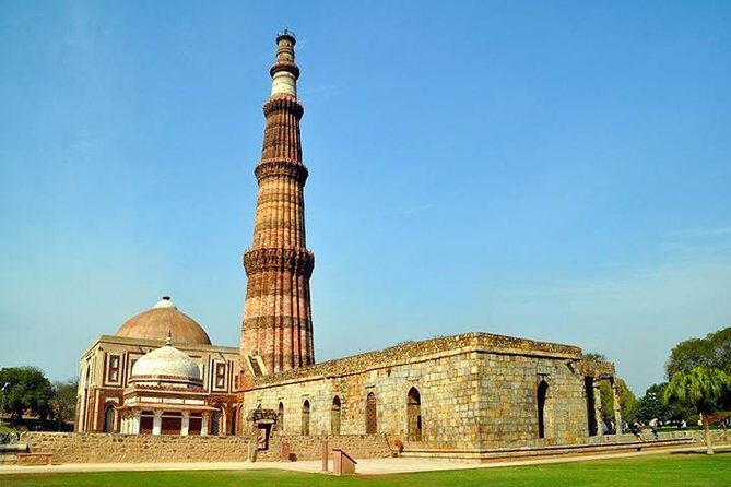 Amazing Golden Triangle Tour - Day 1: Delhi — The Capital’s Contrasts