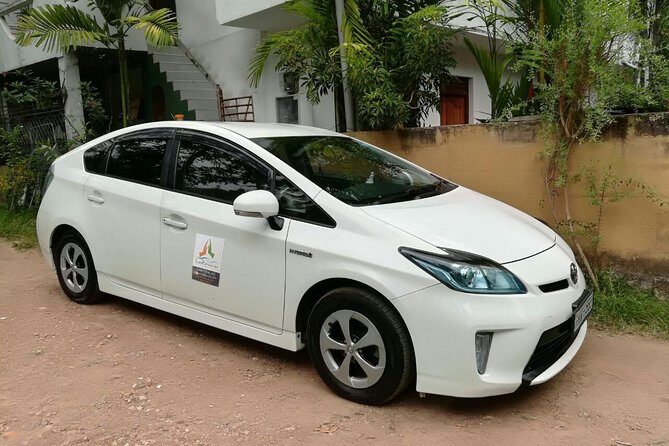 Ambalantota City to Colombo (CMB) Airport Private Transfer - Detailed Review of the Transfer Experience