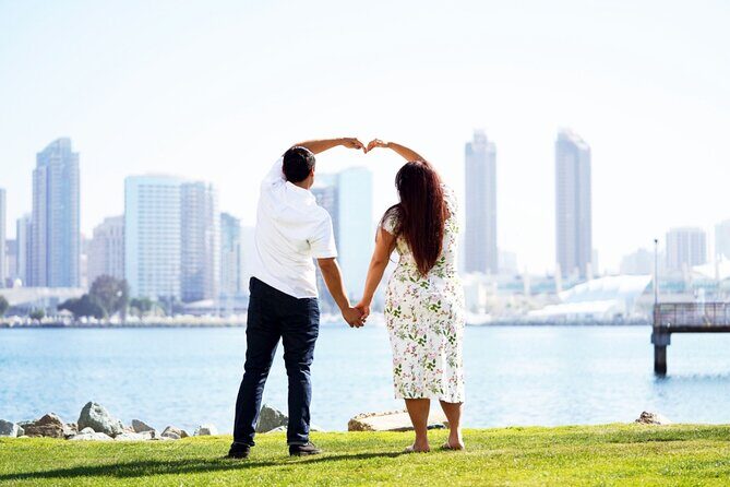 Amorous Strolls: Love is in San Diego - Who Will Love This Tour?