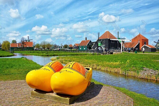 Amsterdam: Day Trip to Keukenhof & Zaanse Schans Windmills - Transportation and Flexibility