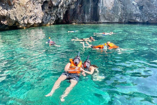 Angthong 42 Islands Tour Small Group Maximum Of 16 Guests From Koh Samui - Why the Small Group Matters