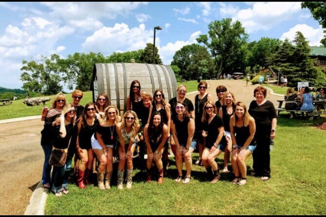 Arrington Vineyard Winery Round-Trip Shuttle Transportation from Nashville - The Experience in Detail