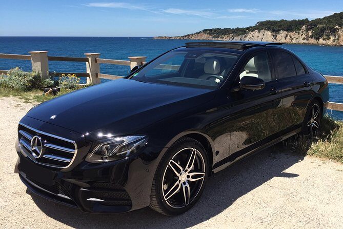 Arrival Private Transfer: Seattle Airport SEA to Seattle in Business Car - Price and Value