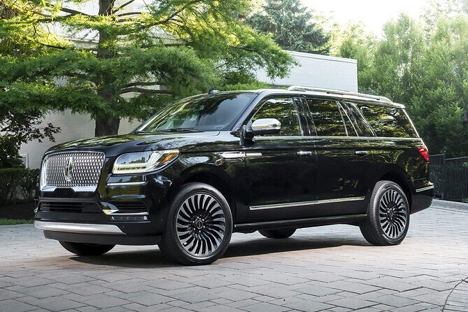 Arrival Transfer: Dallas Airport DFW to Dallas by Luxury SUV - The Transport: Comfort & Safety