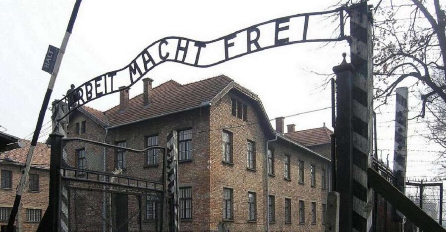 Auschwitz-Birkenau and Krakow Private Car Trip from Katowice - Auschwitz-Birkenau: The Heart of the Experience