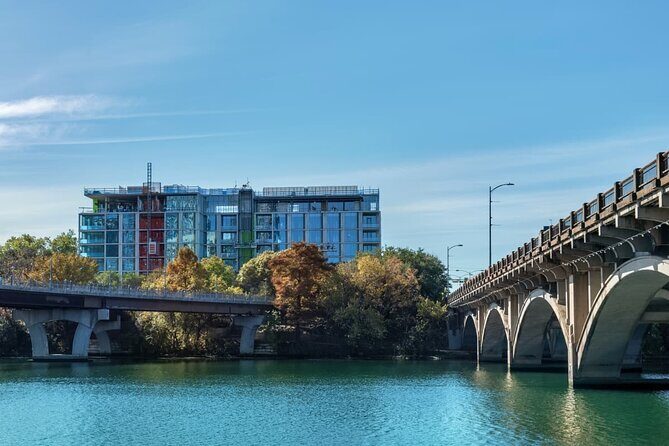 Austin Small Group Night Tour with Famous Austin Bat Boat Cruise - The City Drive & Landmarks