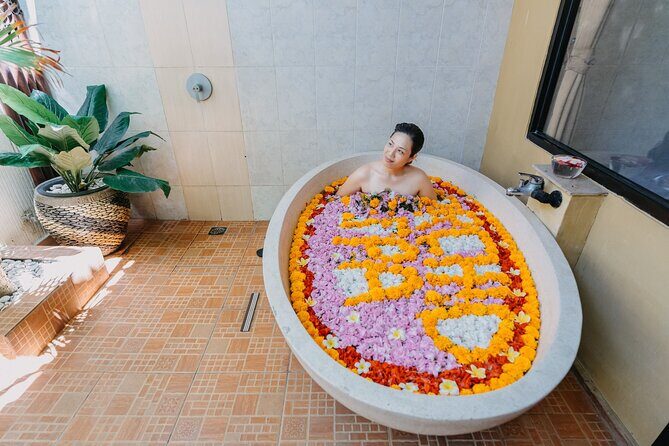 Bali Luxury Spa 2 hour Treatment massage and flower bath - Value for Money