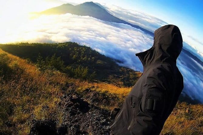 Bali Mount Batur Sunrise Trekking with Breakfast on Top - Practical Tips for the Trek