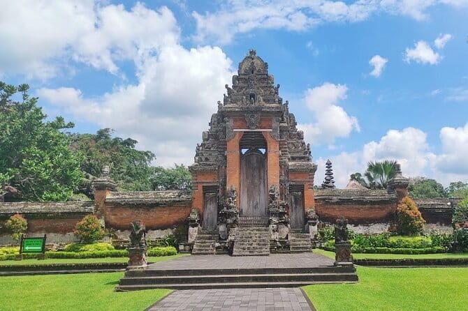 Bali Water Sports and Tanah Lot Temple Sunset Private Tour - Starting at Tanjung Benoa: Water Sports Adventure