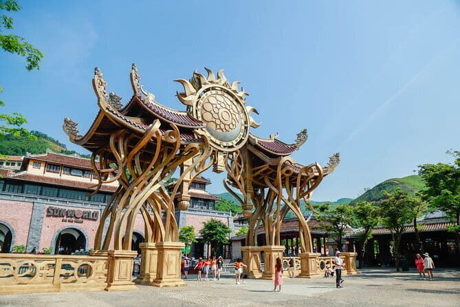 Bana Hills - Golden Hand Bridge Full Day Tour - Transportation and Group Size