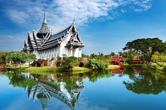 Bangkok Airport Transfers: Bangkok Airport BKK to Bangkok City in Business Car - Navigating the Details: What to Expect