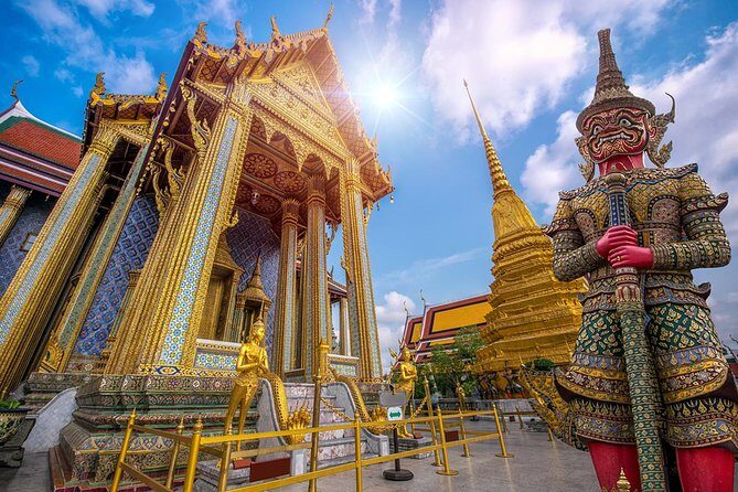 Bangkok's Best Temple Emerald Buddha with Royal Grand Palace Tour - What Makes This Tour Stand Out?