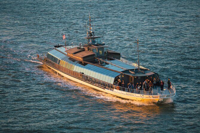 Bateaux New York Thanksgiving Plated Dinner Cruise - Practical Tips for a Great Experience
