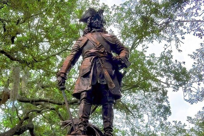 Behind the Plaques - 2 Hour Historical Walking Tour in Savannah - Practical Details and What to Expect