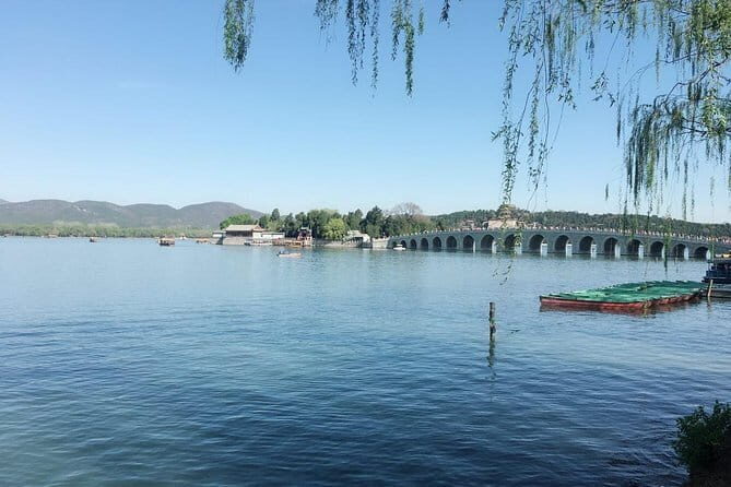 Beijing Private Layover Tour with Temple of Heaven, Forbidden City & Local food - What We Think: Who Is This Tour Best For?