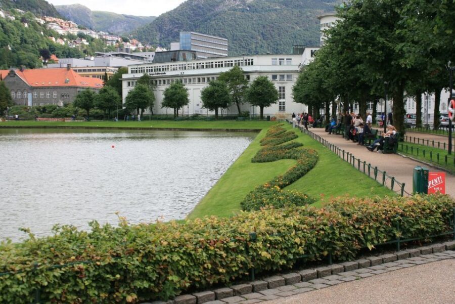 Bergen: Private Tour with a Local - Practicalities and Tips