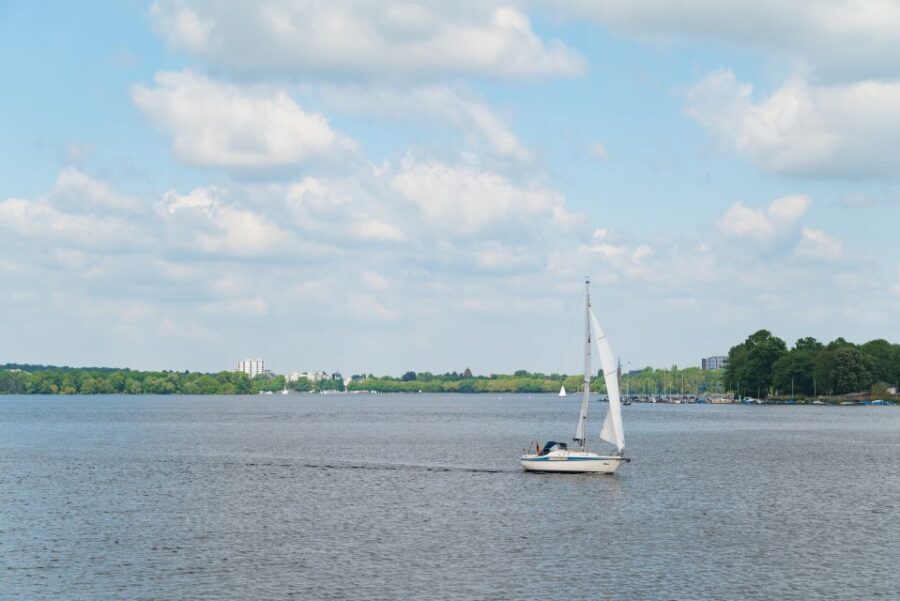 Berlin: 2-Hour Lake Oberhavel Cruise from Tegel - What to Expect During the Tour