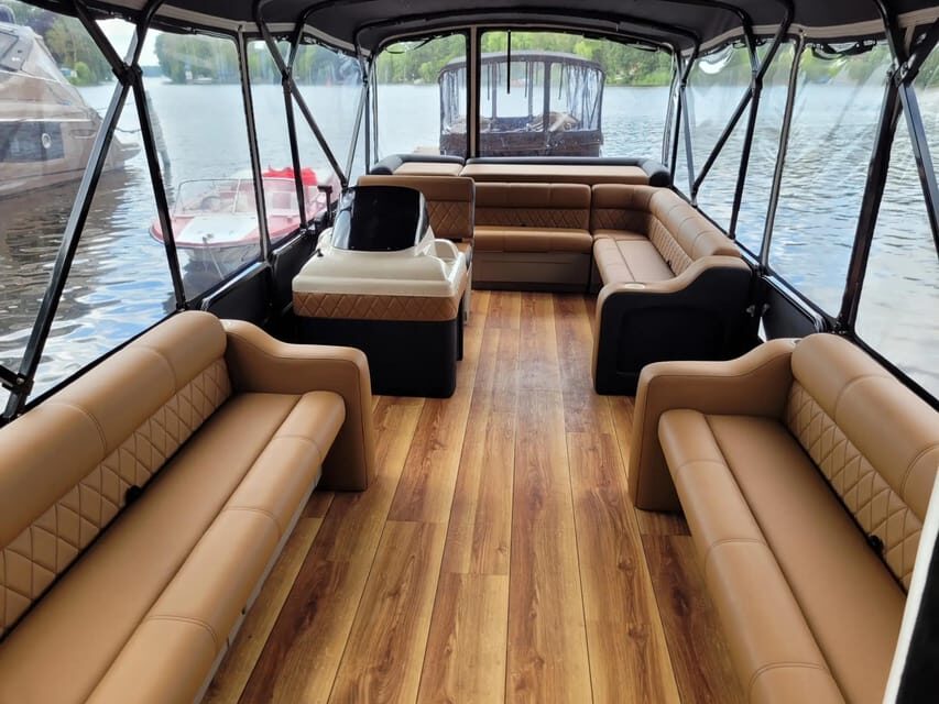 Berlin: Barbados Luxury Pontoon Rental - What You Can Expect on Your Day