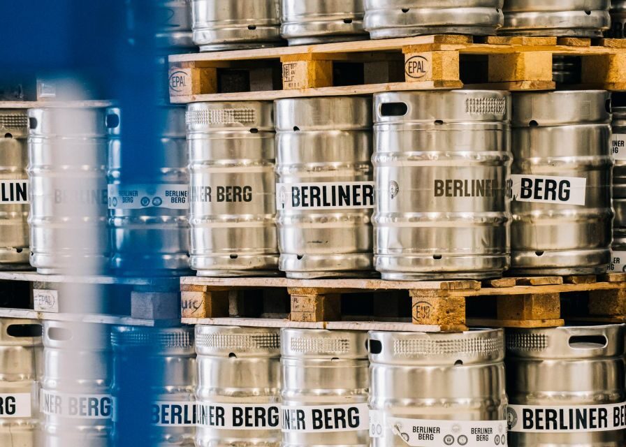 Berlin: Berliner Berg Brewery Tour with Beer Tasting - The Experience in Detail
