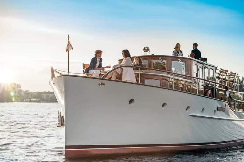 Berlin: Boat Sightseeing Tour on Electric Motor Yacht - Who is This Tour Best For?