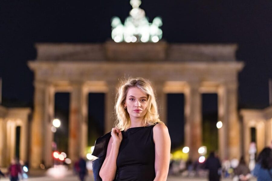 Berlin by Night: Private Photoshoot at Illuminated Cityscape - Who Will Love This Experience?