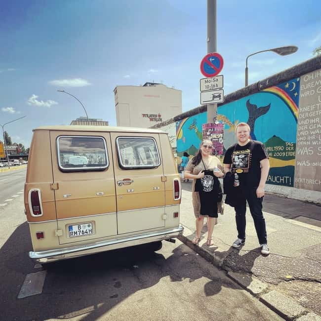 Berlin: DIY & Subculture Sightseeing in a 1972 Ford Van! - The Experience of the Van and Its Charm