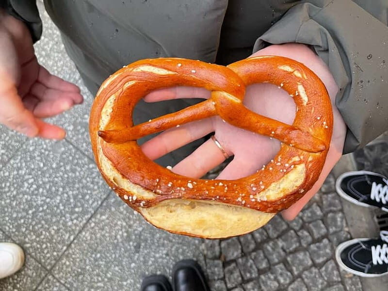 Berlin: Guided Street Food Tour with Tastings - The Highlights of the Tour