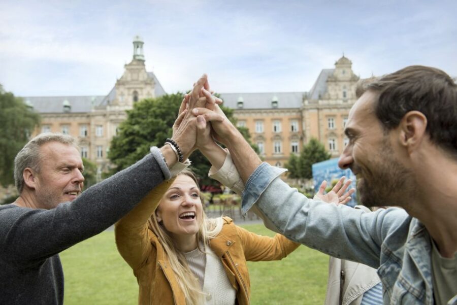 Berlin: Outdoor Escape Game Mitte - The Sum Up