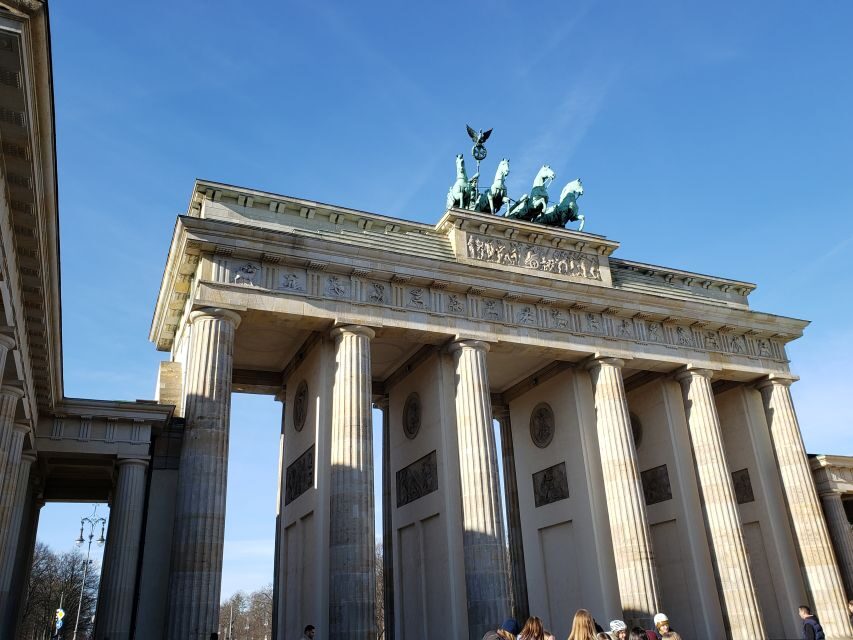 Berlin: Private Tour of Government District with Glass Dome - Detailed Breakdown of the Itinerary
