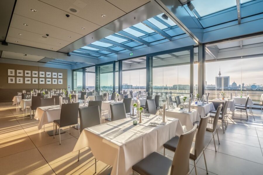 Berlin: Rooftop Dinner at the Käfer Restaurant Reichstag - Practical Tips for Visitors